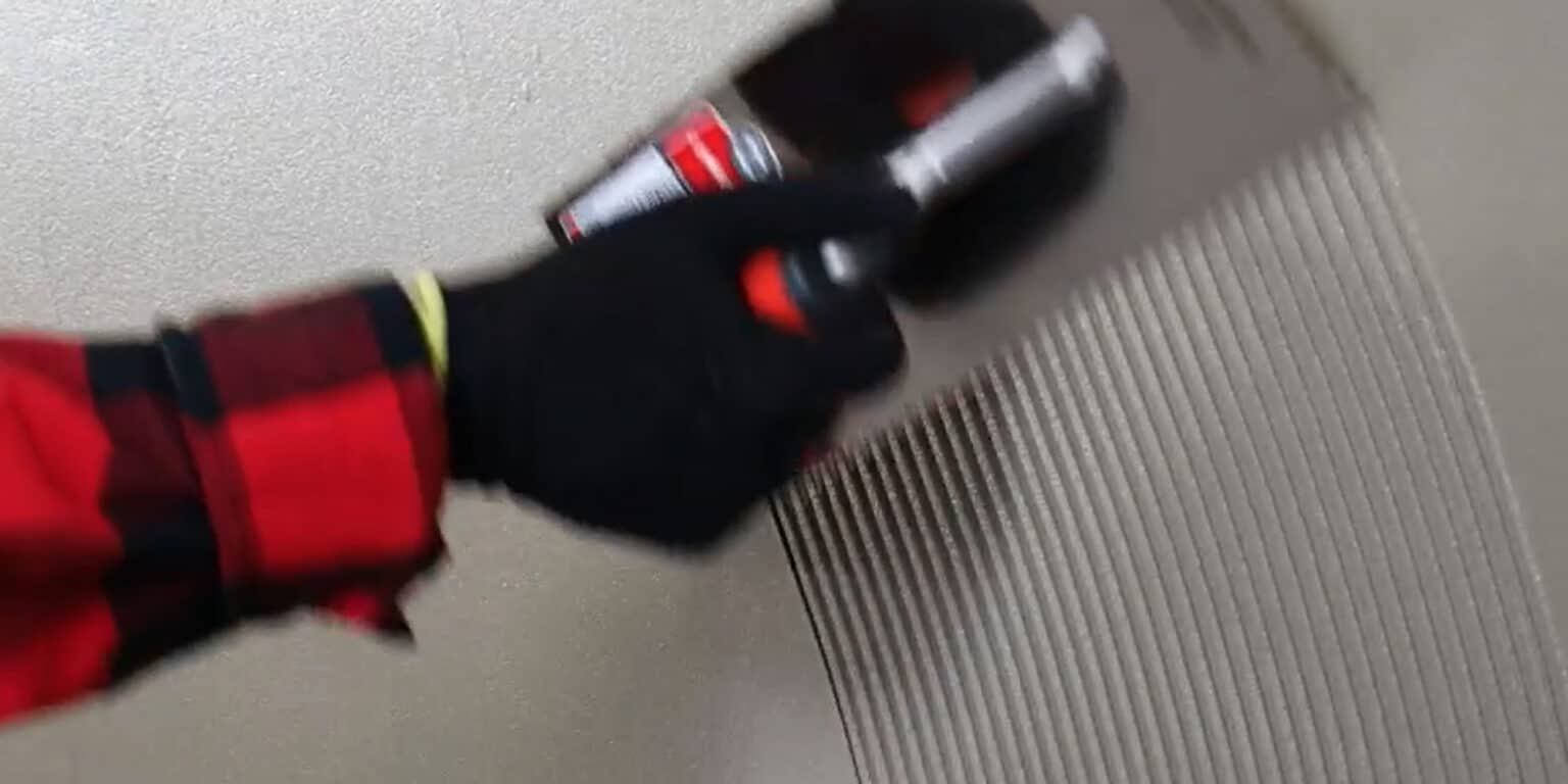 Fliesen Verlegeverfahren | von Buttering bis Floating - Heimmeister